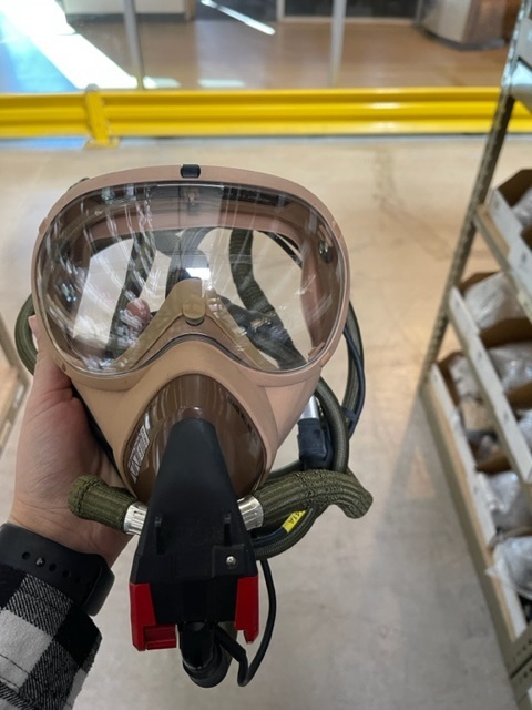 OXYGEN MASK WITH P/N: MF10-05-11