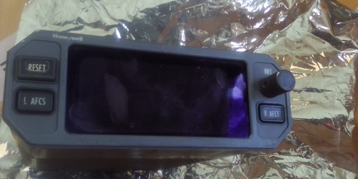 ADVISORY DISPLAY WITH P/N: 7003652-611 AND SV CONDITION