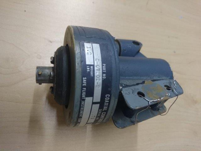 COAXIAL CONTROL SHAKER WITH P/N: C-07202-2